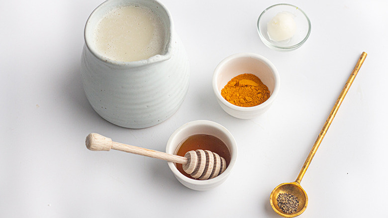 Colorful turmeric latte recipe