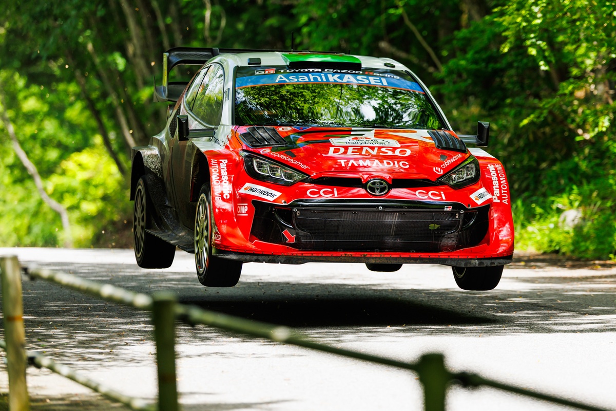 WRC Rally Japan: Elfyn Evans leads Sebastien Ogier after Oliver Solberg ...