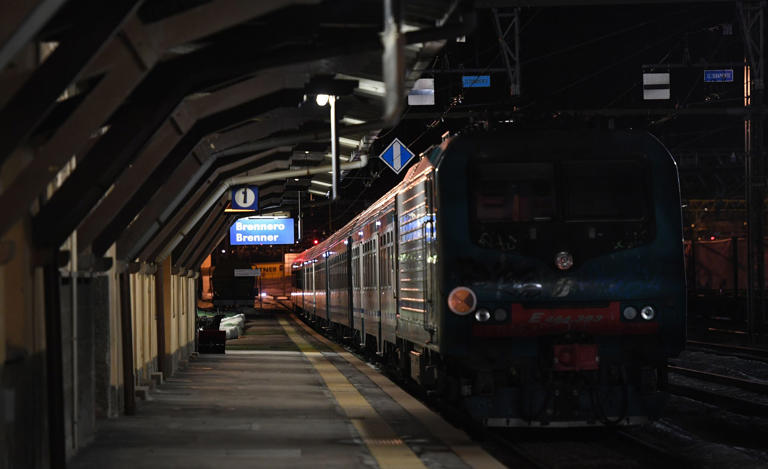 Fire disrupts Brenner rail route amid closure of key Alpine road