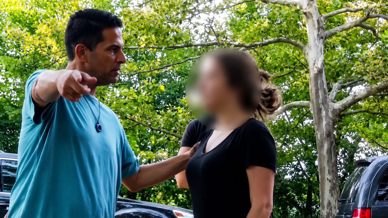 Child predator abduction experiment tests stranger danger awareness