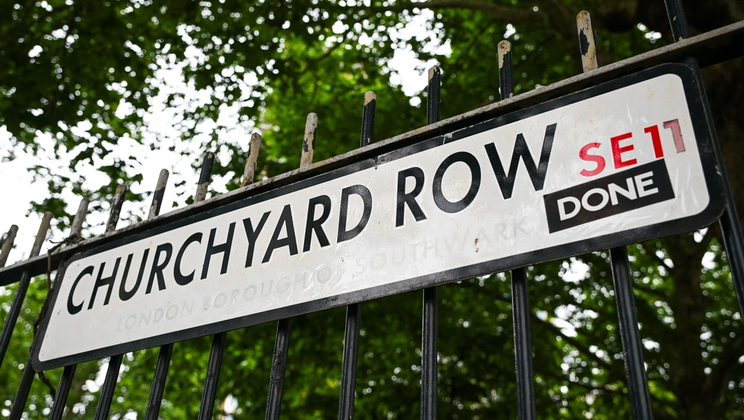 Police probe deaths of three in Elephant and Castle fall