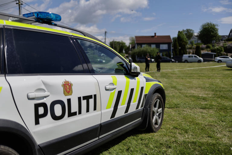 Person skutt i beinet av politiet etter knivtrussel i Fredrikstad