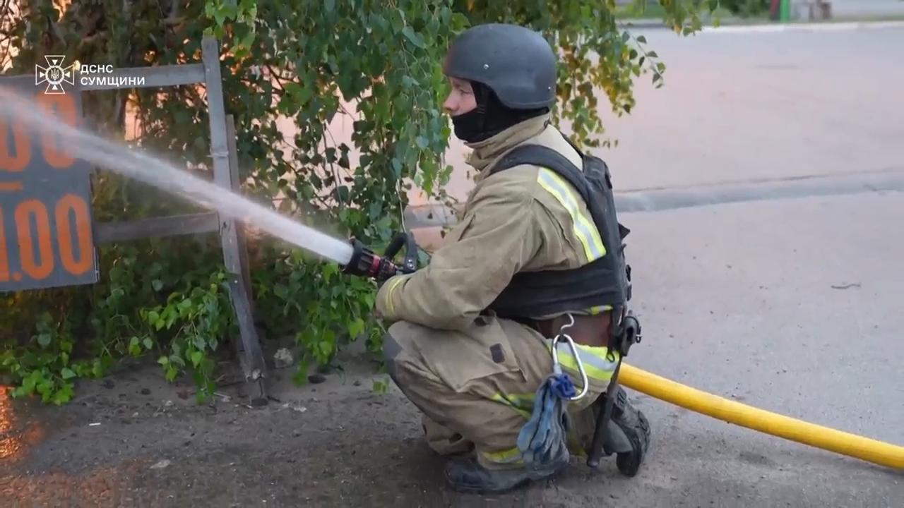 Overnight strike by Russia on Ukraine's Sumy region causes destruction