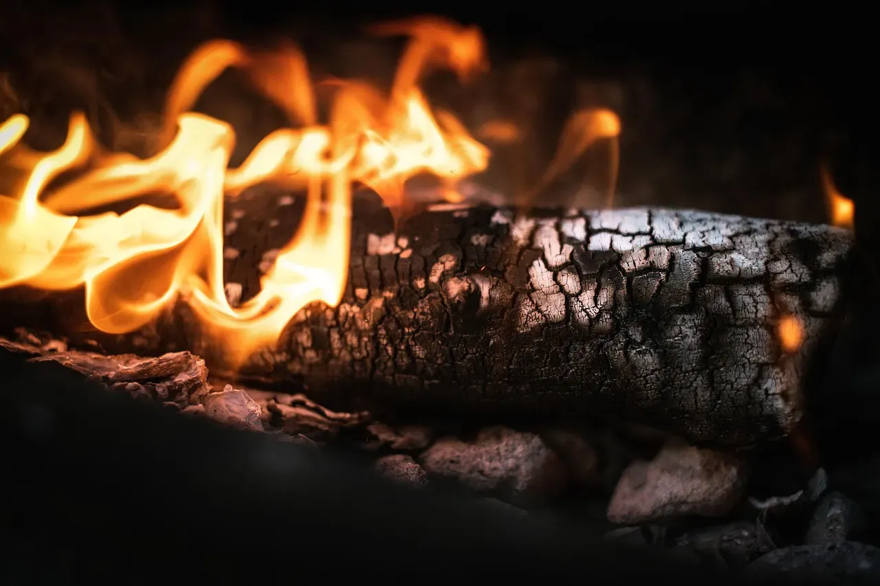 6 backyard burning mistakes that could actually be illegal