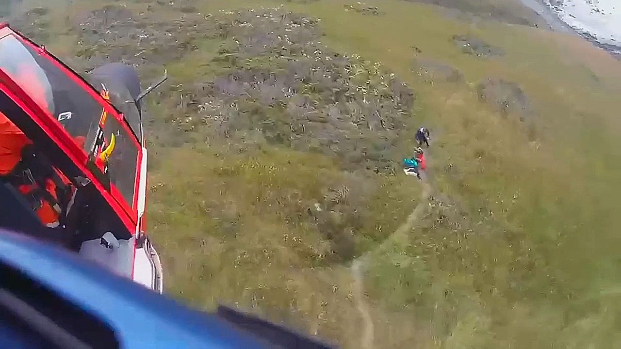 Injured hiker rescued by helicopter from remote California trail