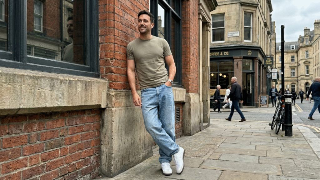 Male models revive iconic men’s fashion trends from the 90s