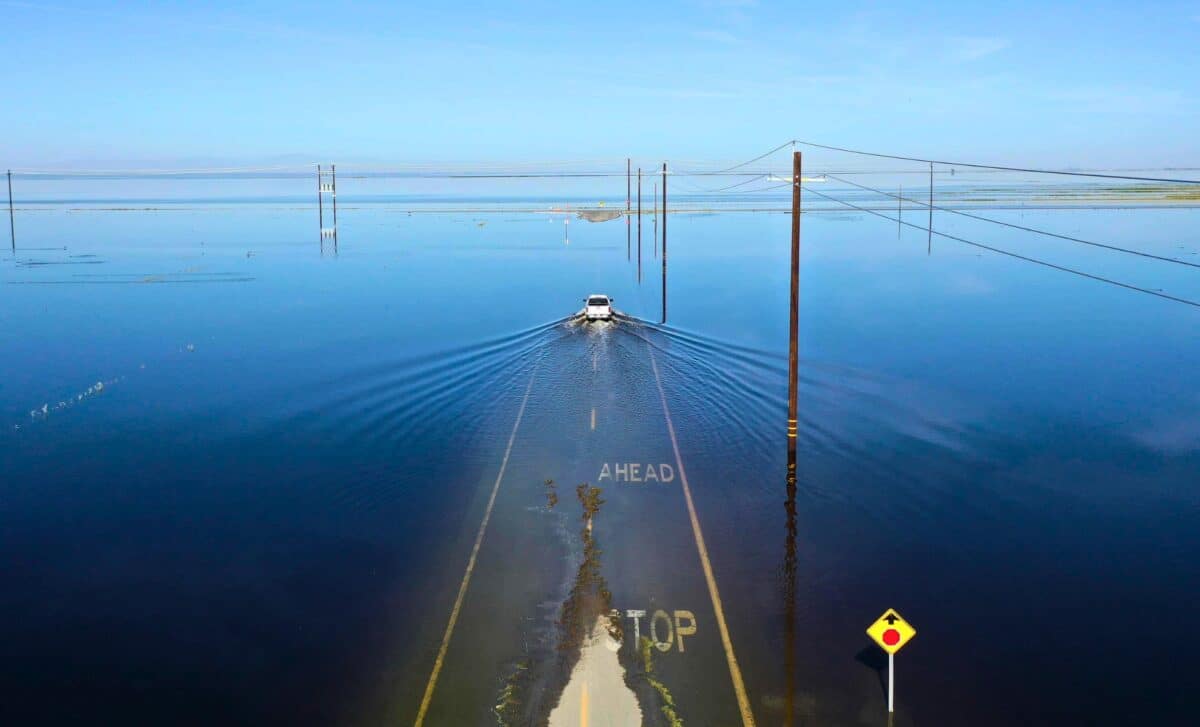 A vanished lake suddenly returned after 130 years, then began to ...