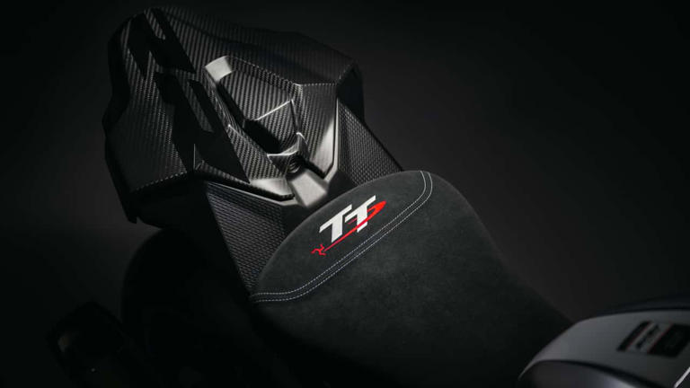 BMW's new limited edition superbike celebrates the world’s greatest ...