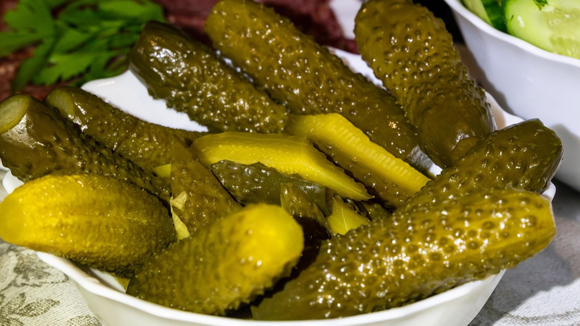 10 foods to avoid if you have high blood pressure & 10 that will help ...