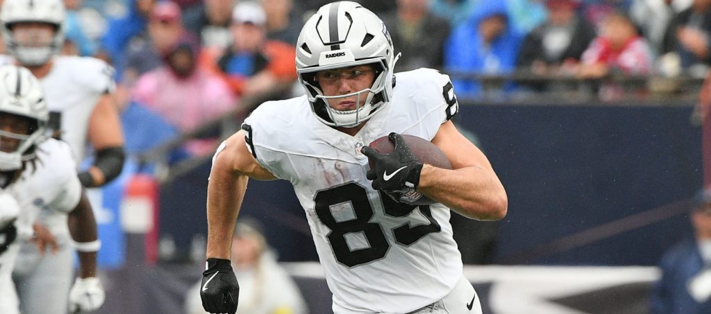 Fantasy football rankings & tiers: TE targets, sleepers & busts