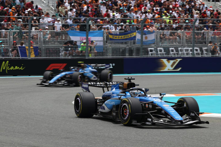 James Vowles aclara el futuro de Carlos Sainz y Alex Albon en Williams ...