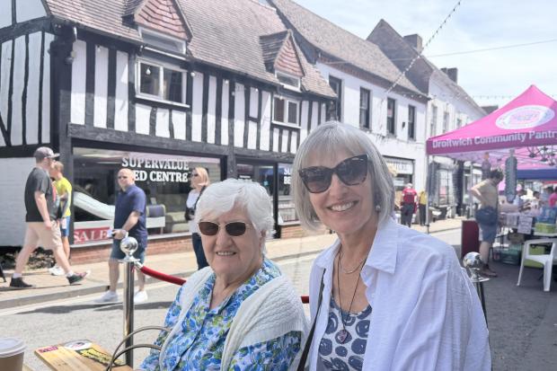 Crowds celebrate return of Rik Mayall Comedy Festival to Droitwich