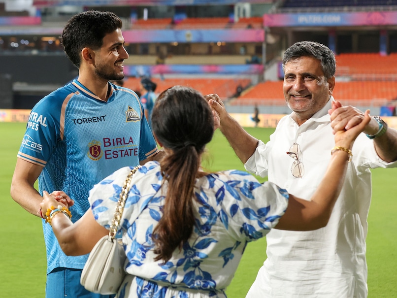 Shubman Gill's father puts on dancing shoes, GT captain somehow dodges ...