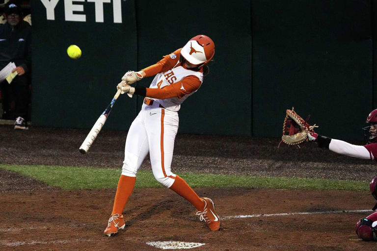 Texas softball: Kaiah Altmeyer makes biggest impact yet as a Longhorn ...