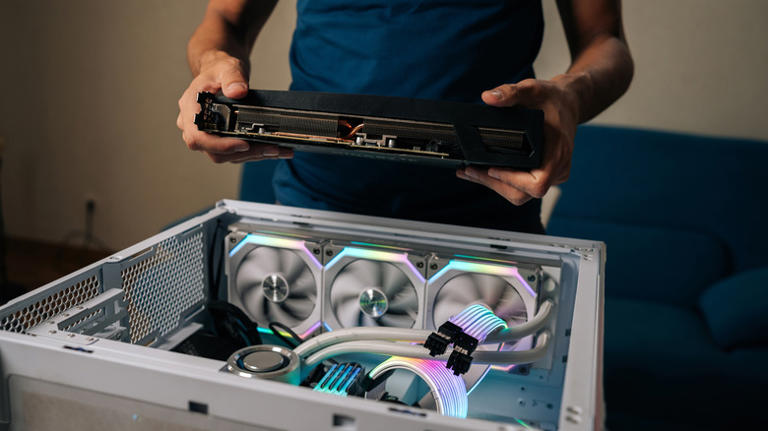 Vertical or horizontal: What's the best position to mount a GPU?