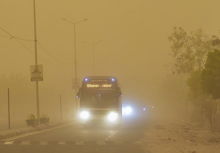 Massive dust storm sweeps Rajasthan; rain brings relief to most parts ...