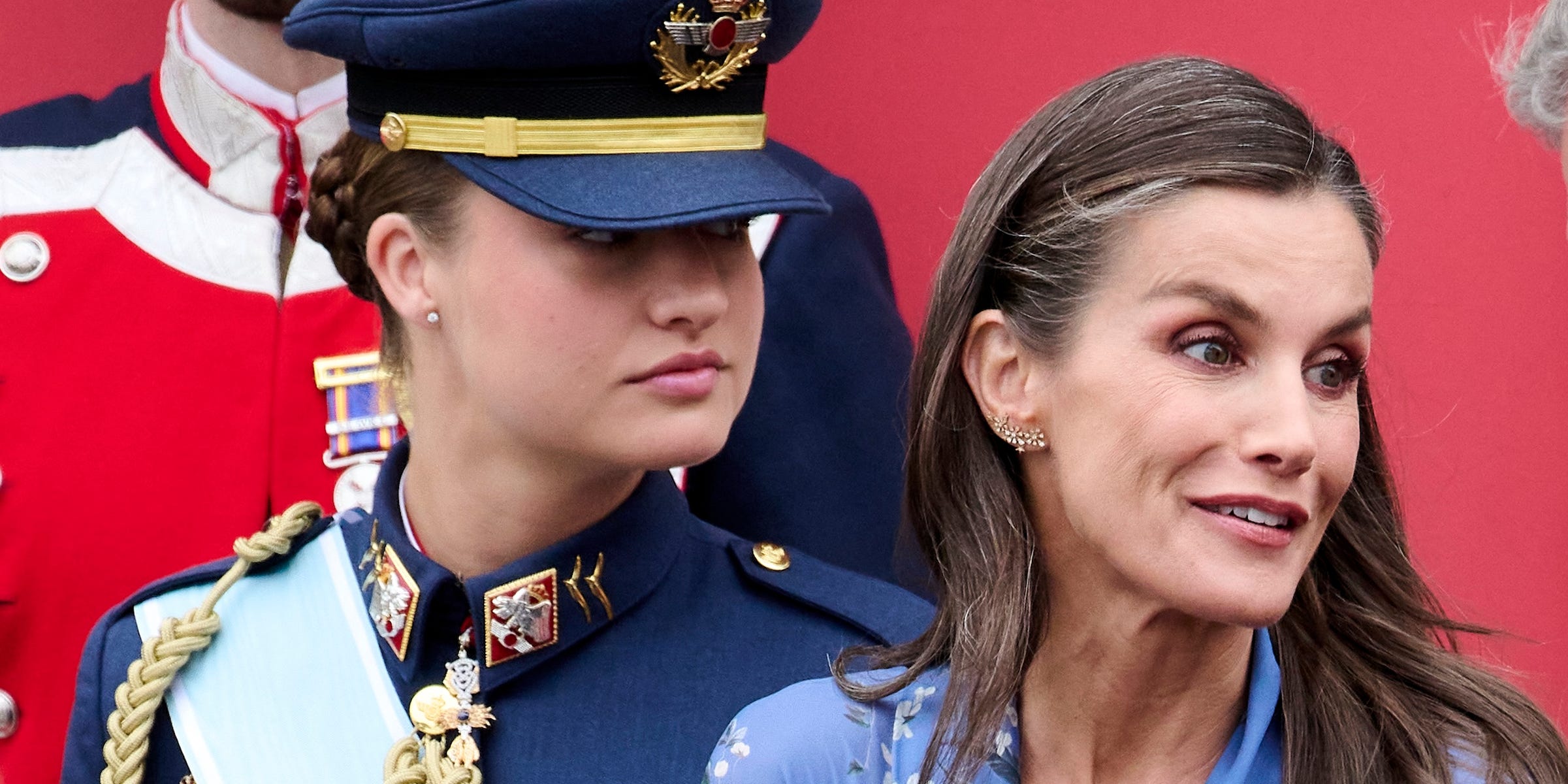 La princesa Leonor protagonista en Vigo mientras Letizia rescata su ...