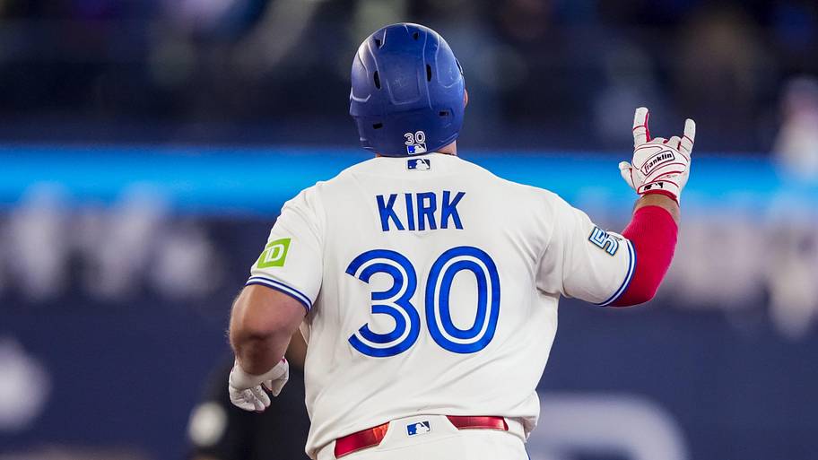 Alejandro Kirk’s return may cost one Blue Jays catcher a roster spot