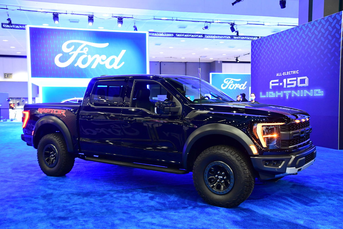 10 cars with the worst fuel economy that people can avoid in 2026