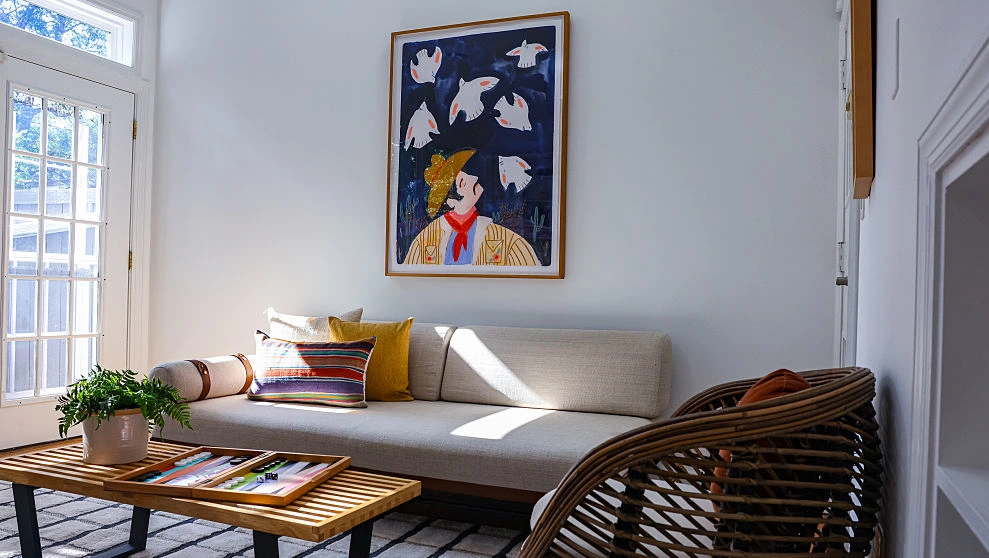 Curved furniture trend meets buyer staging pitfalls