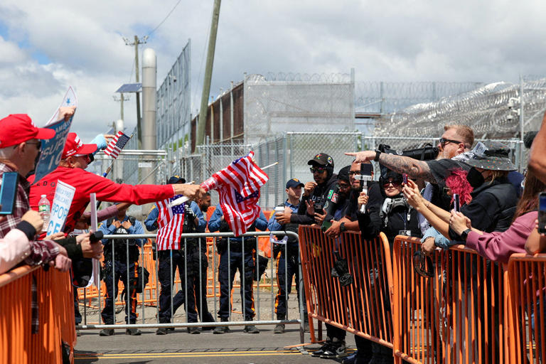 Dueling protests draw heavy police presence outside New Jersey ICE ...