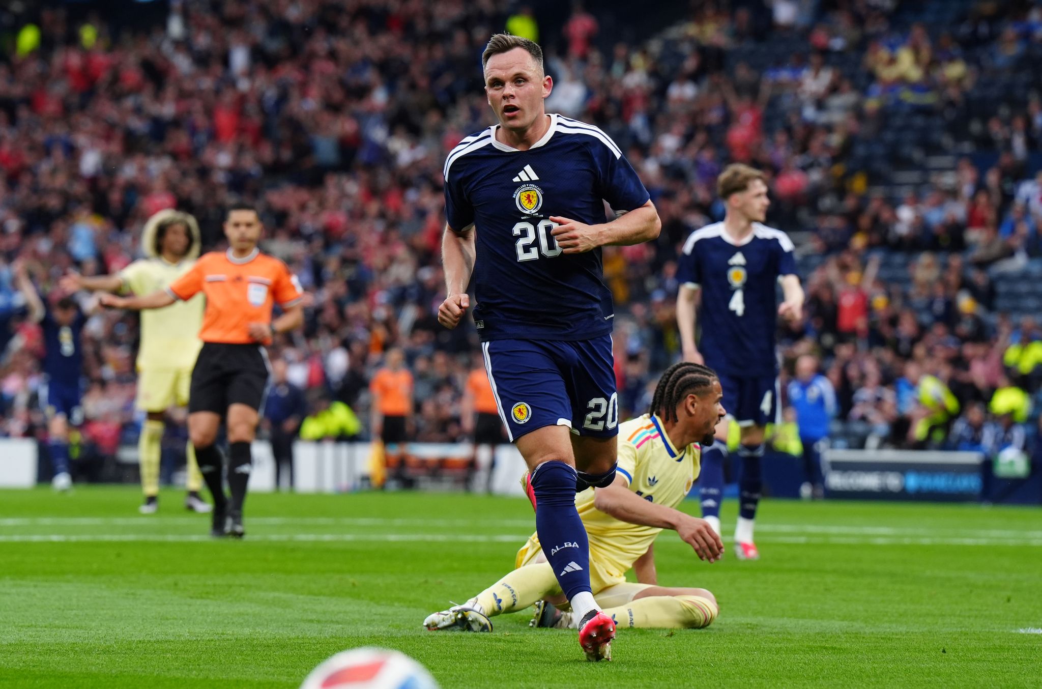 Shankland bags a brace as Scotland hit back to beat 10-man Curacao