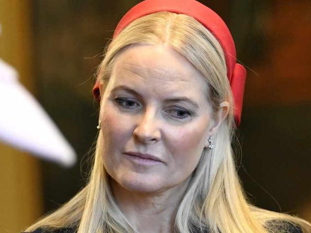 Geheime Reise nach Florida zu Jeffrey Epstein? Mette-Marit bezieht Stellung