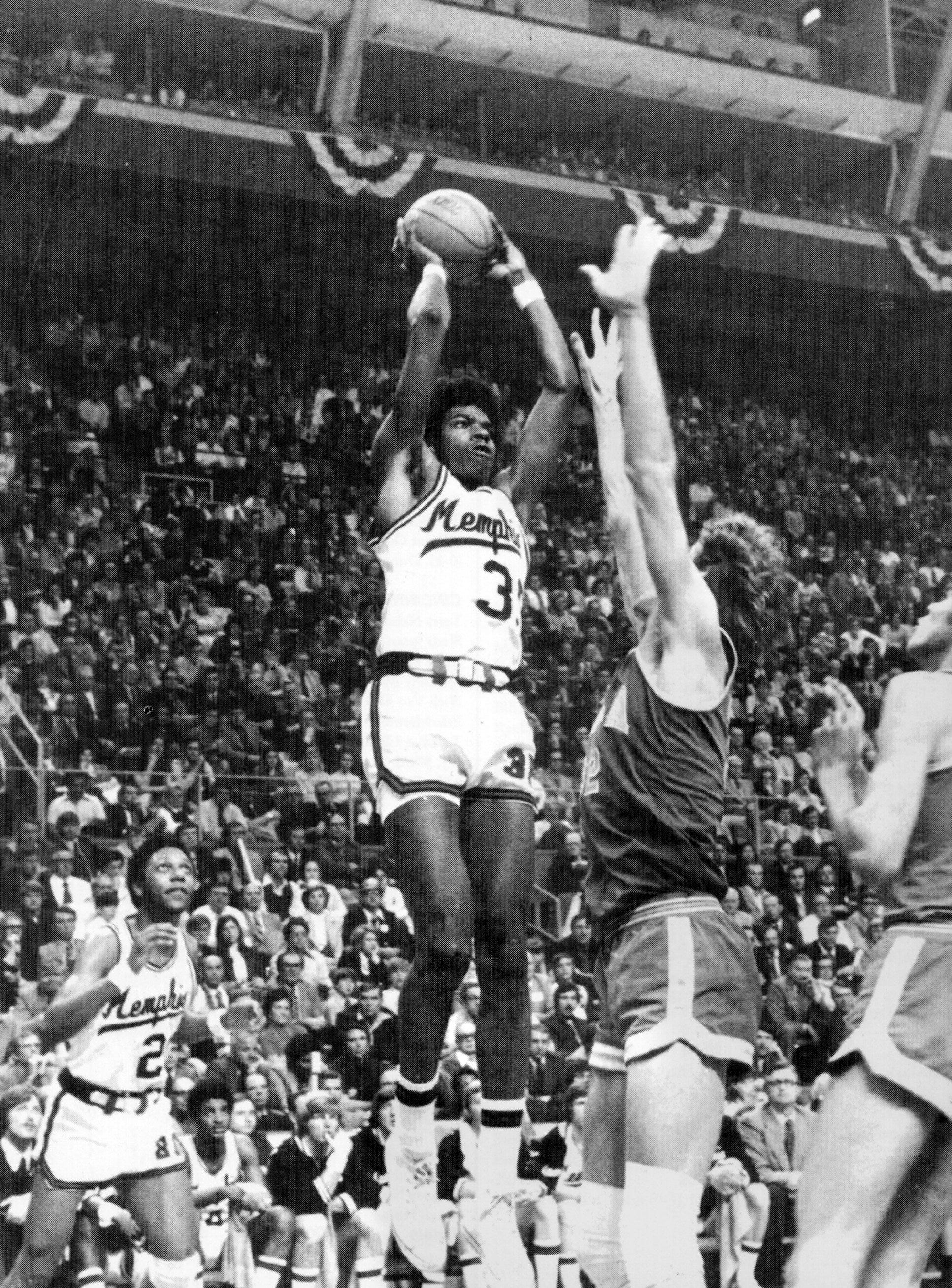 Billy Buford, a member of Memphis basketball's 1972-73 Final Four team ...