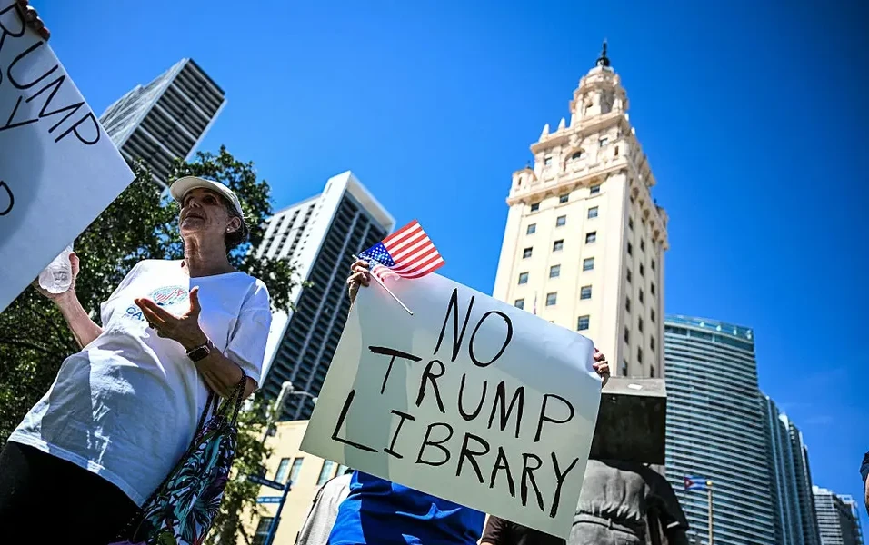 Trump's $1B library plan could restrict public record access