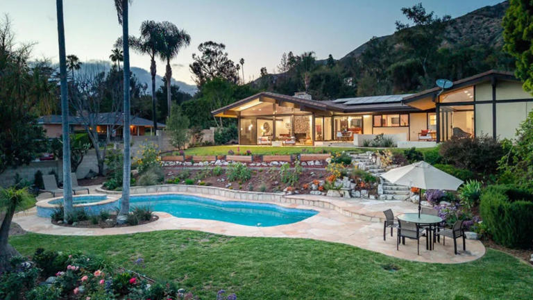 Remarkable Buff, Smith & Hensman home that survived the Eaton Fire hits ...