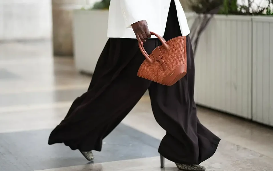 Cruise-ready wide-leg pants trend reshapes summer travel fashion