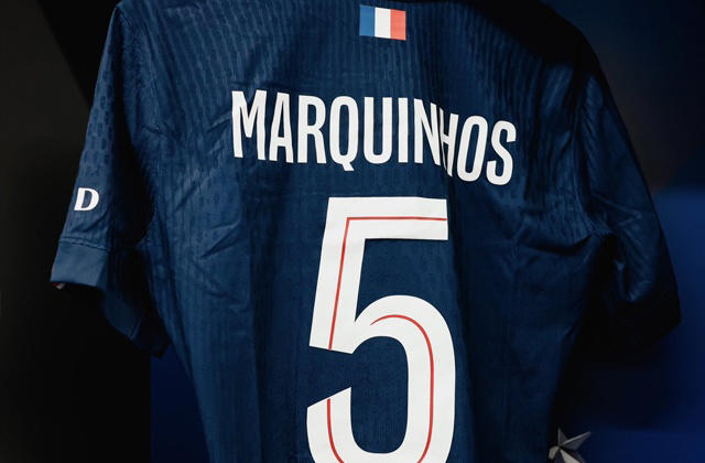 BUZZS : le vestiaire du PSG est prêt