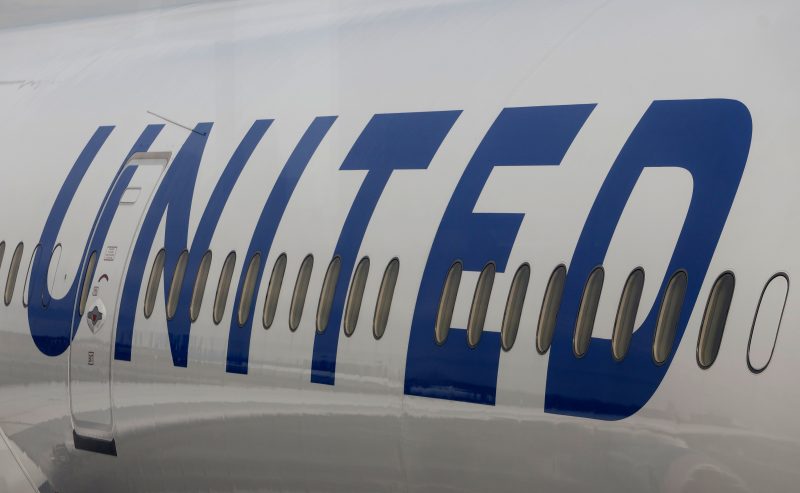 United Airlines flight from Chicago diverted after security concern ...