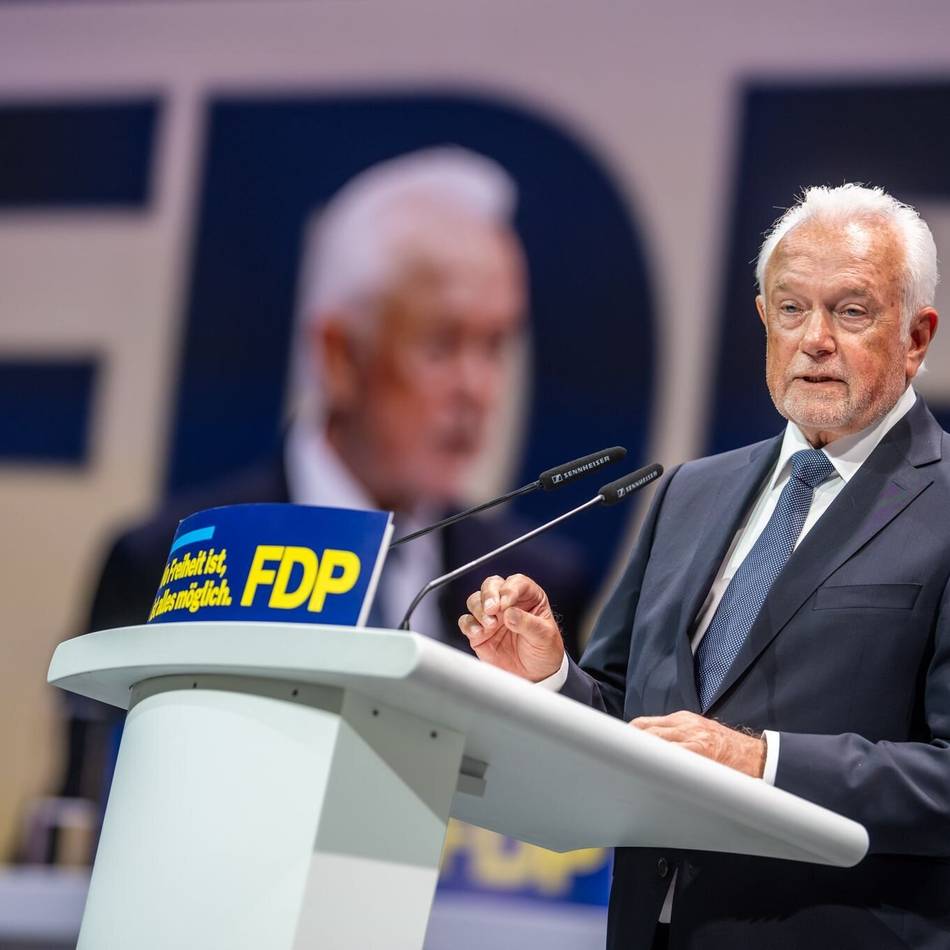 Strack-Zimmermann unterliegt Kubicki bei Kampfkandidatur um Parteivorsitz
