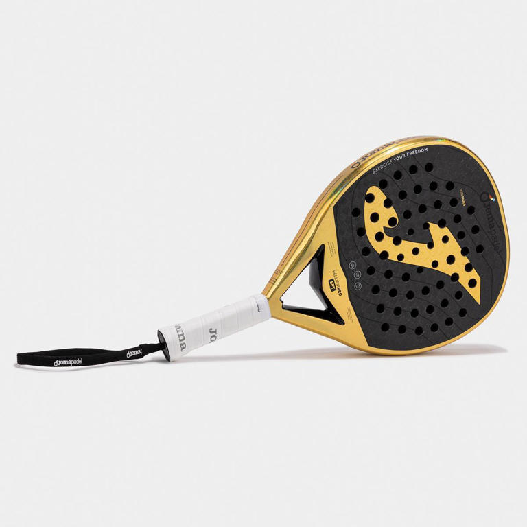 Joma presentó en el Padel World Summit 2026 su colección de palas más ...