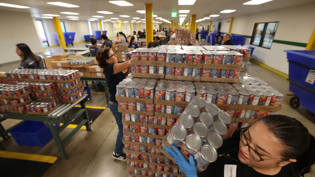 Georgia veto of summer food aid spurs local relief push
