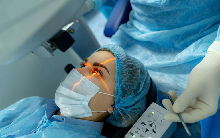 Patient bizarre : elle se fait opérer d’un kyste à l’œil, les médecins ...