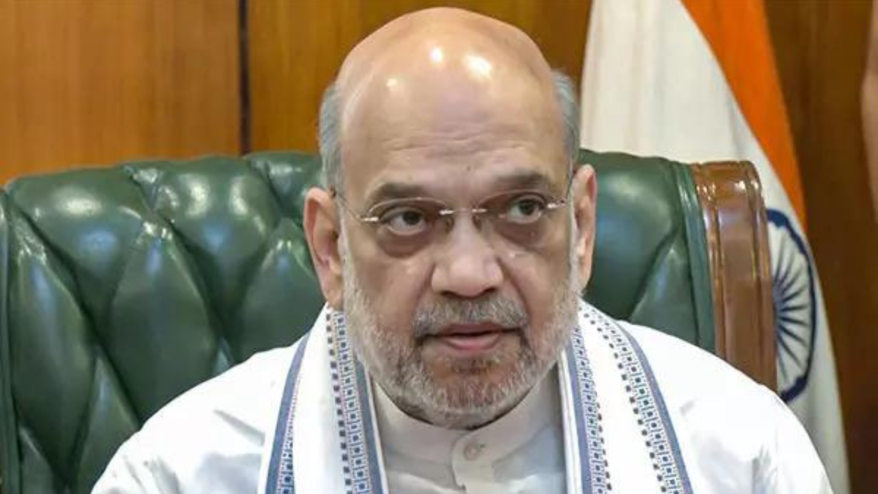 Keep an eye on 'radicalisation centres' in border areas: Home Minister ...