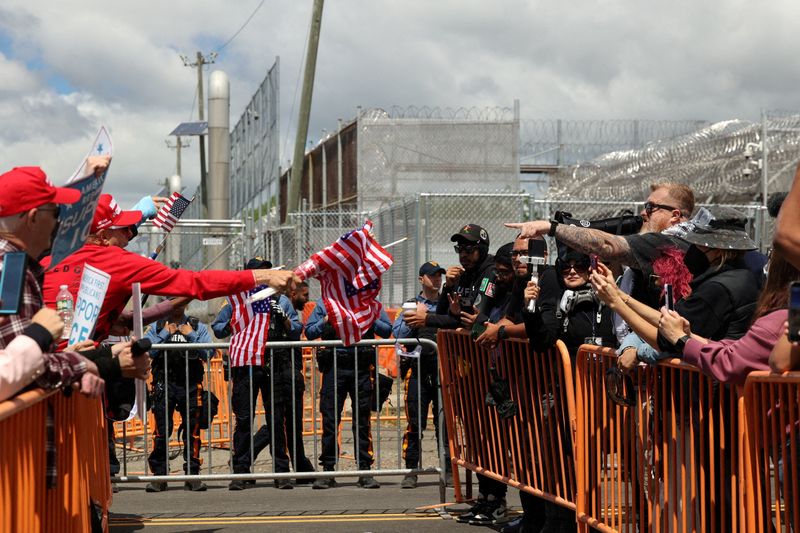 New Jersey governor blames out-of-state agitators for inflaming Newark ...