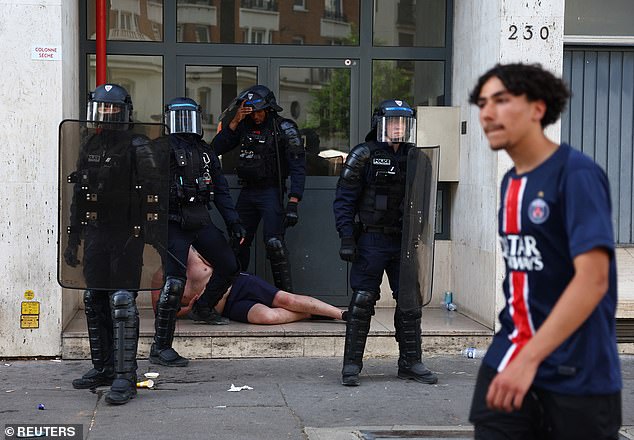 Riots break out in Paris within minutes of Champions League final ...