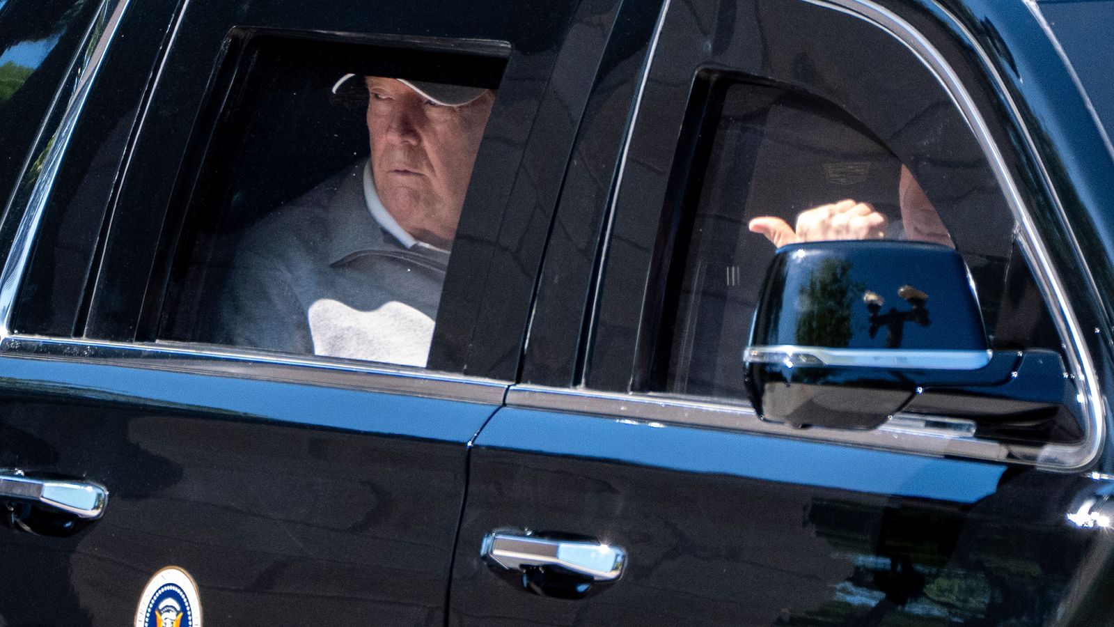 Trump makes Elvis claim as he floats 'major speech' after artists pull ...