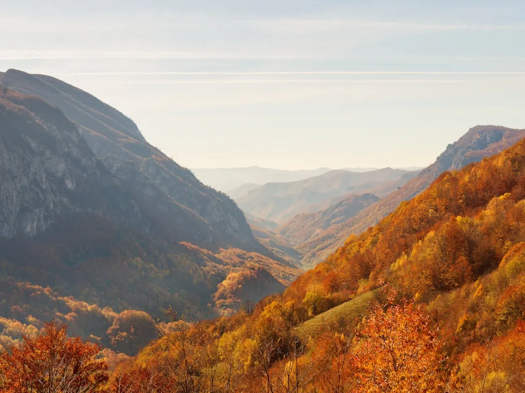 5 quiet mountain towns perfect for an autumn slow-travel escape