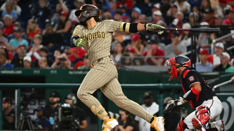 Fernando Tatis Jr. snaps shocking home run drought with 451-foot moonshot