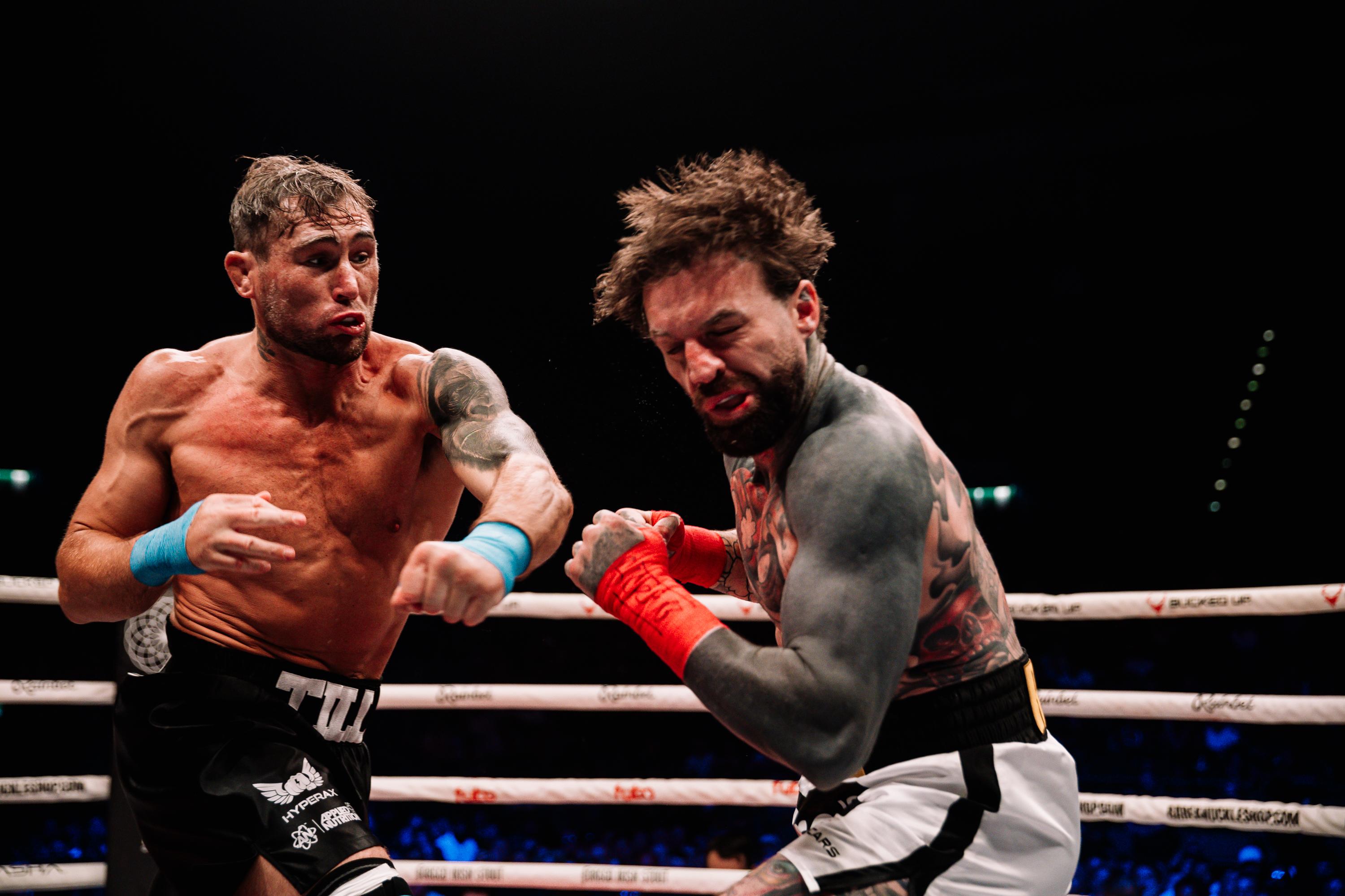 Darren Till demolishes Aaron Chalmers with brutal one-punch knockout ...