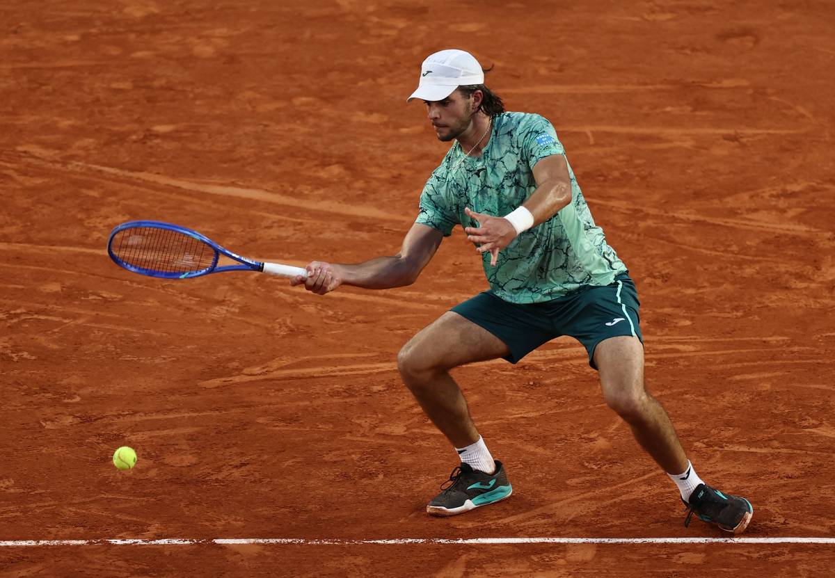 Roland Garros: Jaime Faria eliminado na terceira ronda