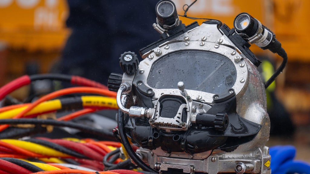 Diver dead after experiencing emergency at shipwreck site in Lake Huron ...