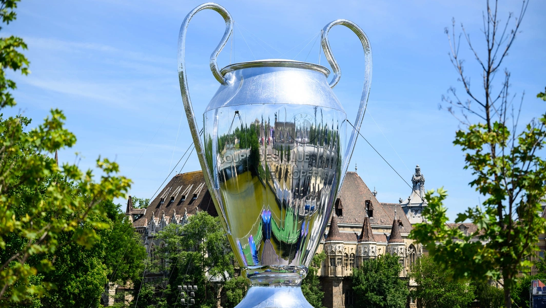 Arsenal claim Champions League title in early evening final