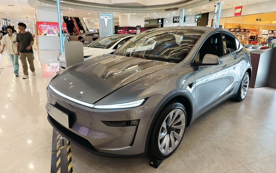 Tesla Model Y first to meet new US safety test