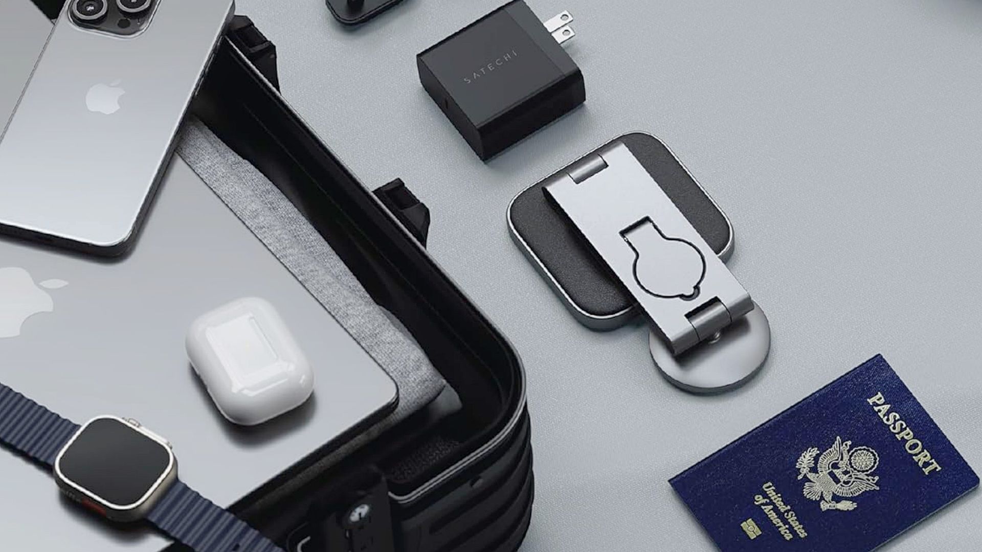 These are the 6 gadgets I pack before every trip