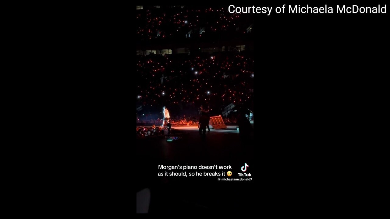 Morgan Wallen pushes over a piano after getting frustrated on stage